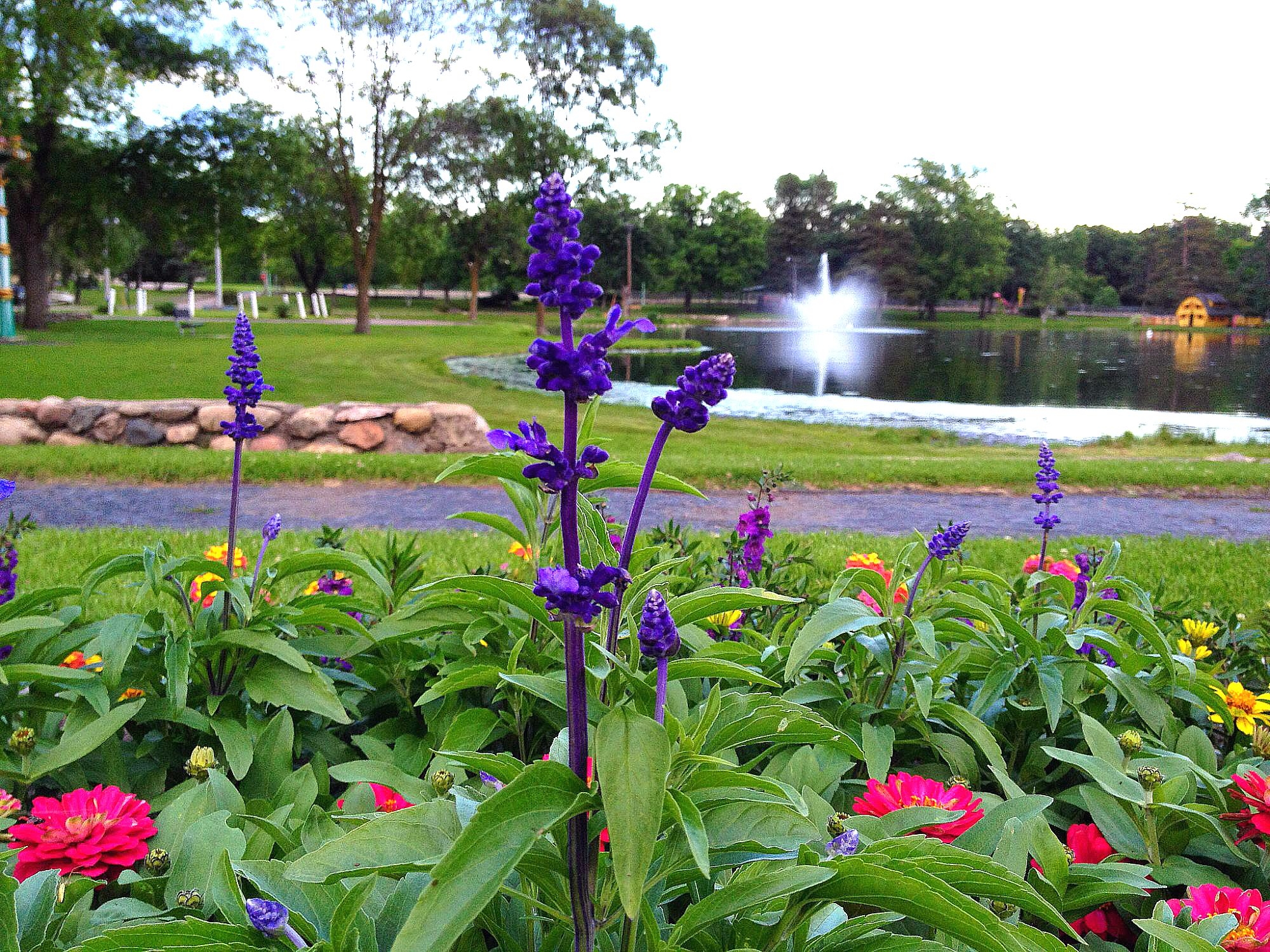 Spring Guide - Explore Alexandria, MN